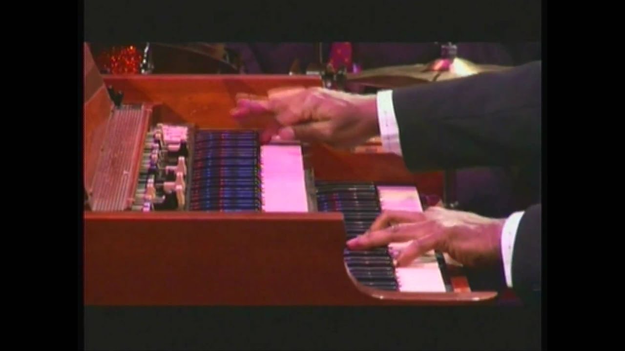 Columbus jazz keyboardist Bobby Floyd performs Just A Closer Walk With ...