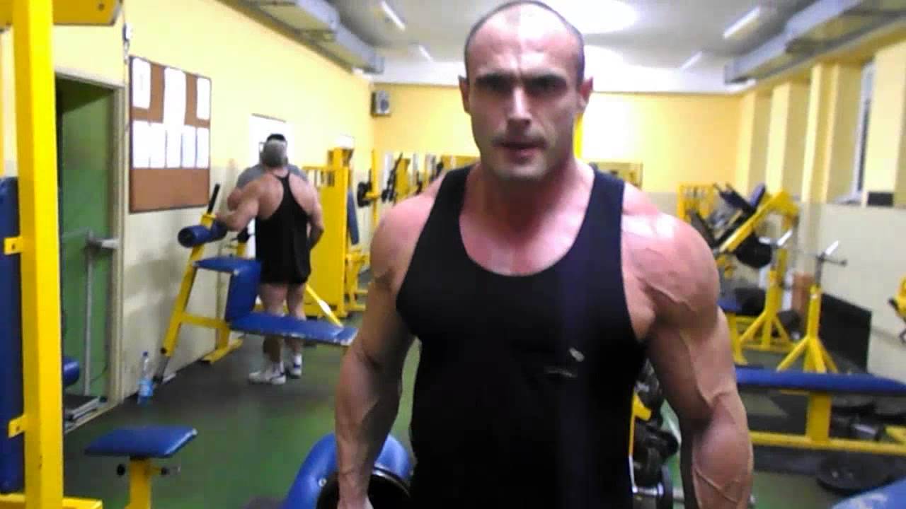 A.Kołodziejczyk-sposób na szerokie barki - YouTube