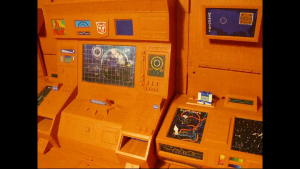 iGear TF007 Computer Control Center AKA: Autobot HQ Teletraan 1 Review ...