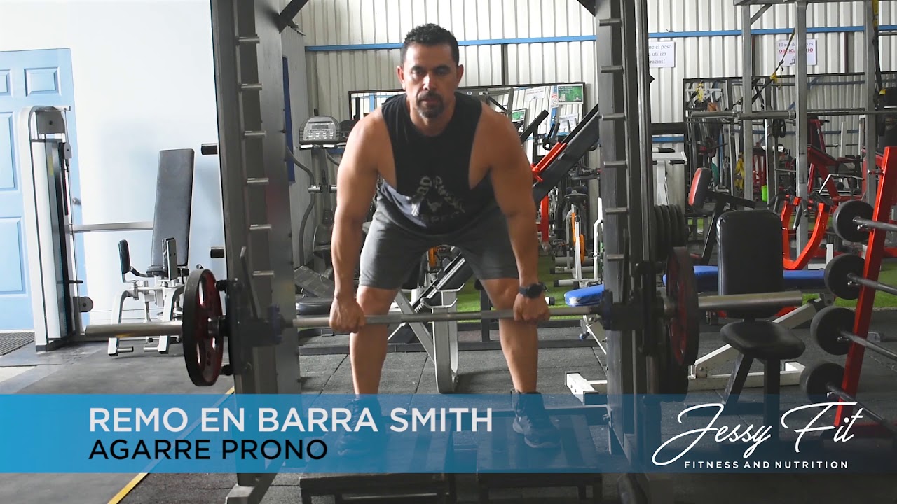 Remo en barra Smith con agarre prono - YouTube