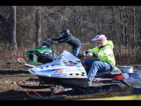 98 XC 700 Grass Drags - YouTube