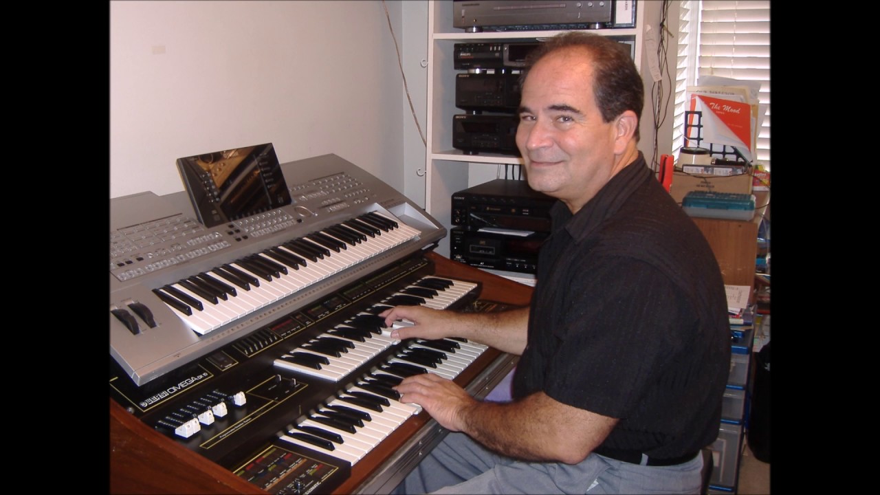 In The Mood/Boogie Woogie Bugle Boy by Nick Viscuso Chords - Chordify