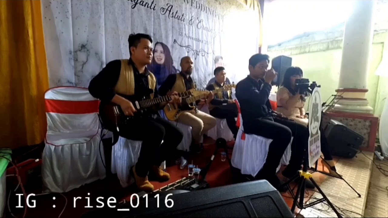 Band Acara Pernikahan (Ayam den Lapeh) - YouTube