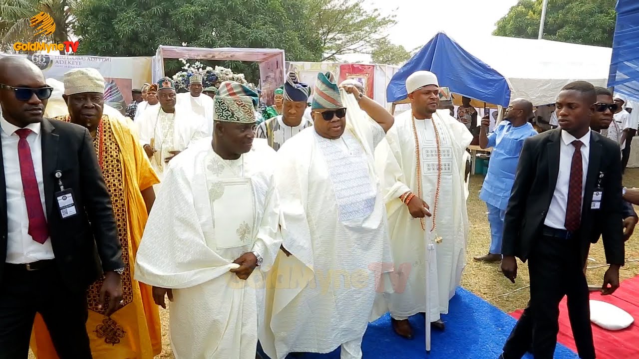 GRAND ARRIVAL OF GOV. ADELEKE AT BIRTHDAY CEREMONY OF ALAYELUWA OBA ADEYEMI OLANREWAJU ADEKEYE ...