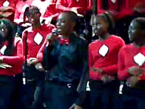 Quantavious Jones singing at Underground Atlanta - YouTube