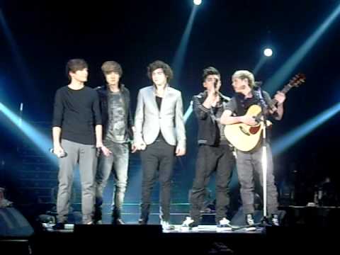 one direction; grenade (glasgow 2nd april) - YouTube
