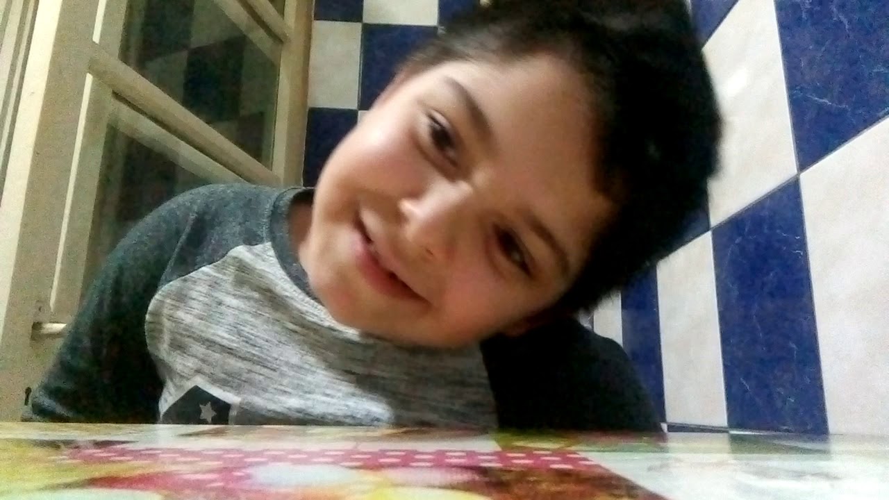 Vorbim+fac tipuri de manelisti - YouTube