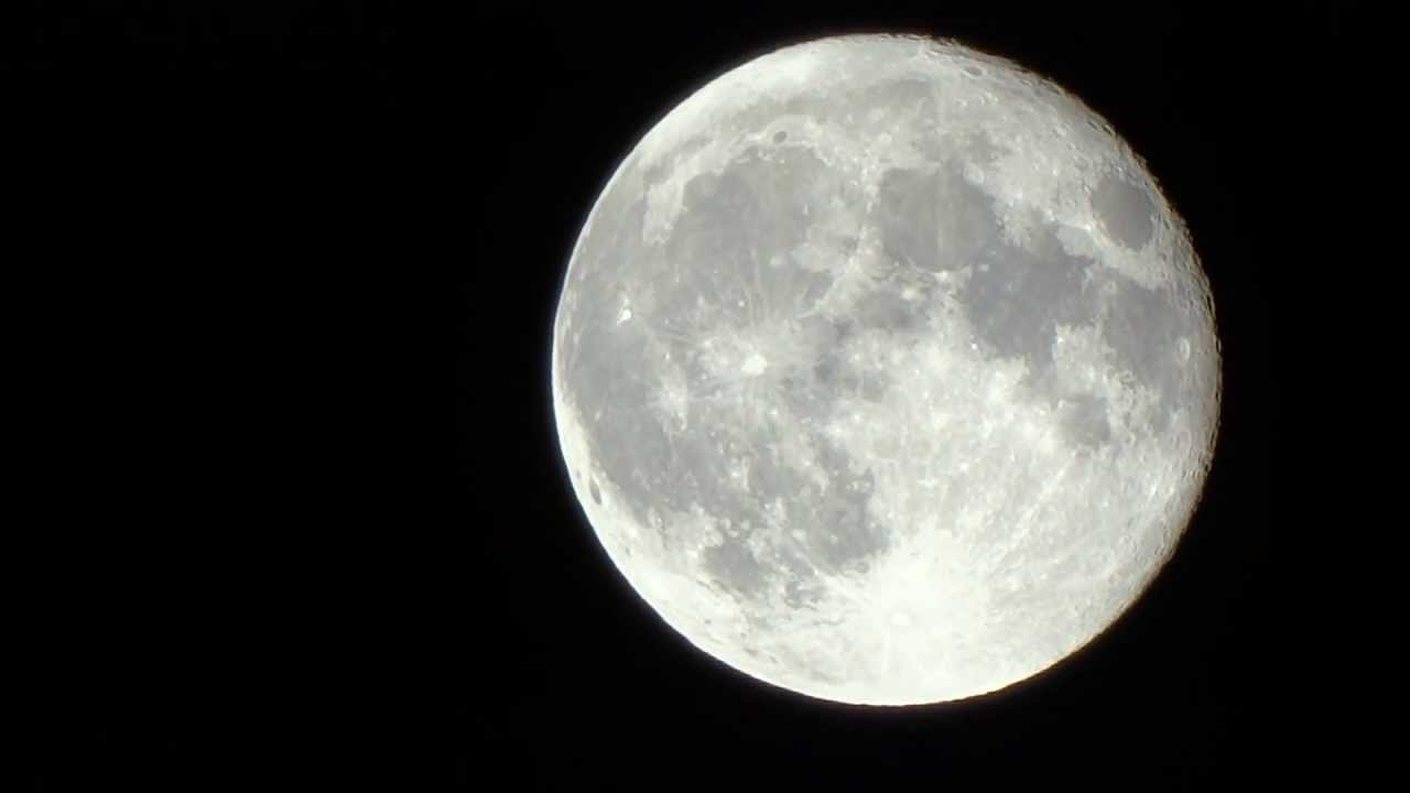 Full Moon with 50x Zoom - YouTube