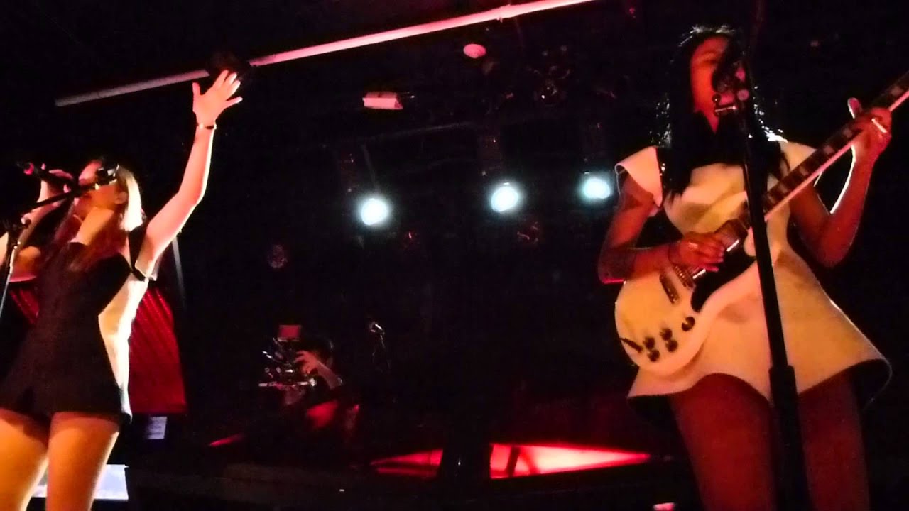 Icona Pop - All Night (Live in Boston) - YouTube