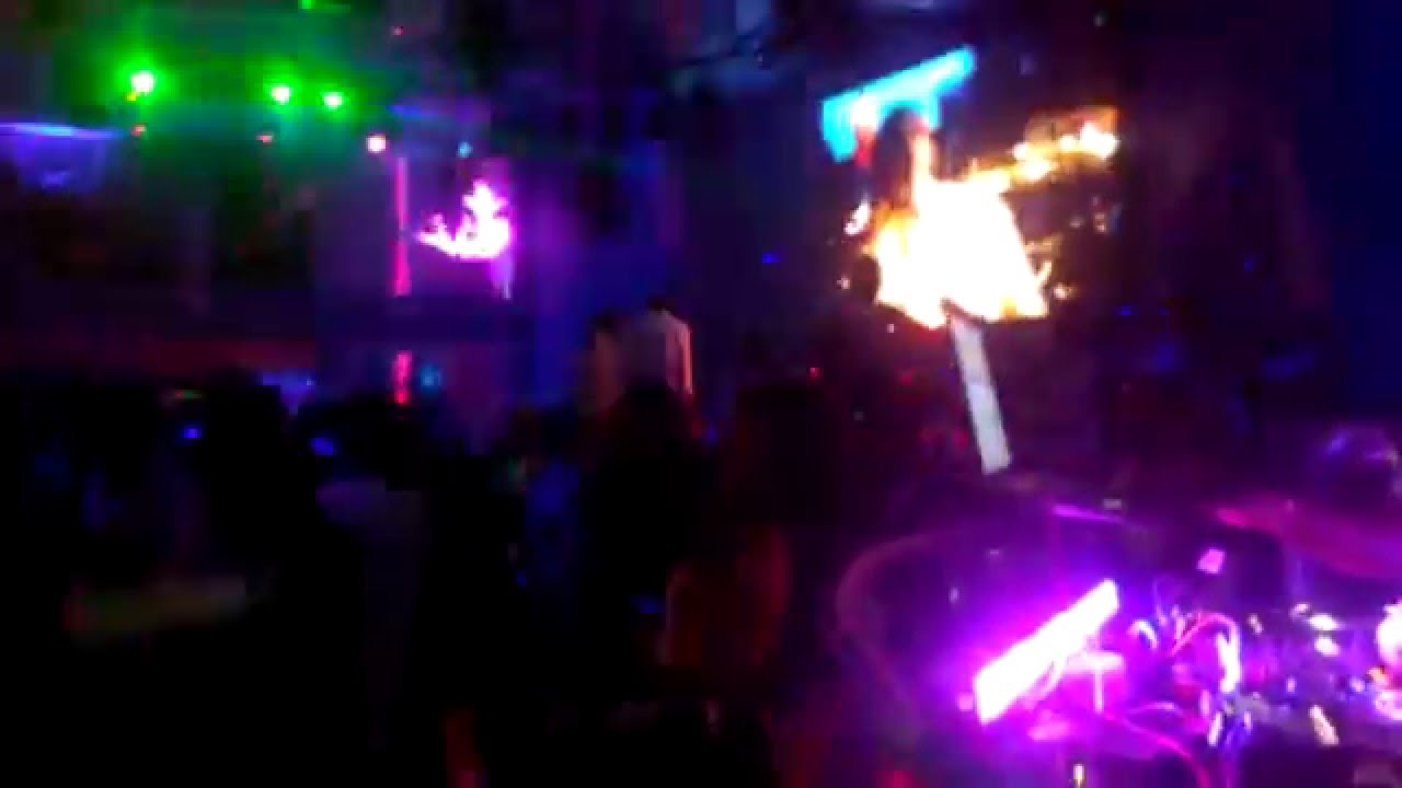 SAMEDI SHOW AU BYBLOS NIGHT CLUB MIX BY DJ PIRRES - YouTube