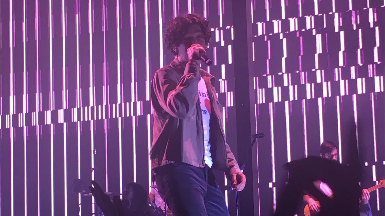 The 1975 & MUCKBANG - YouTube