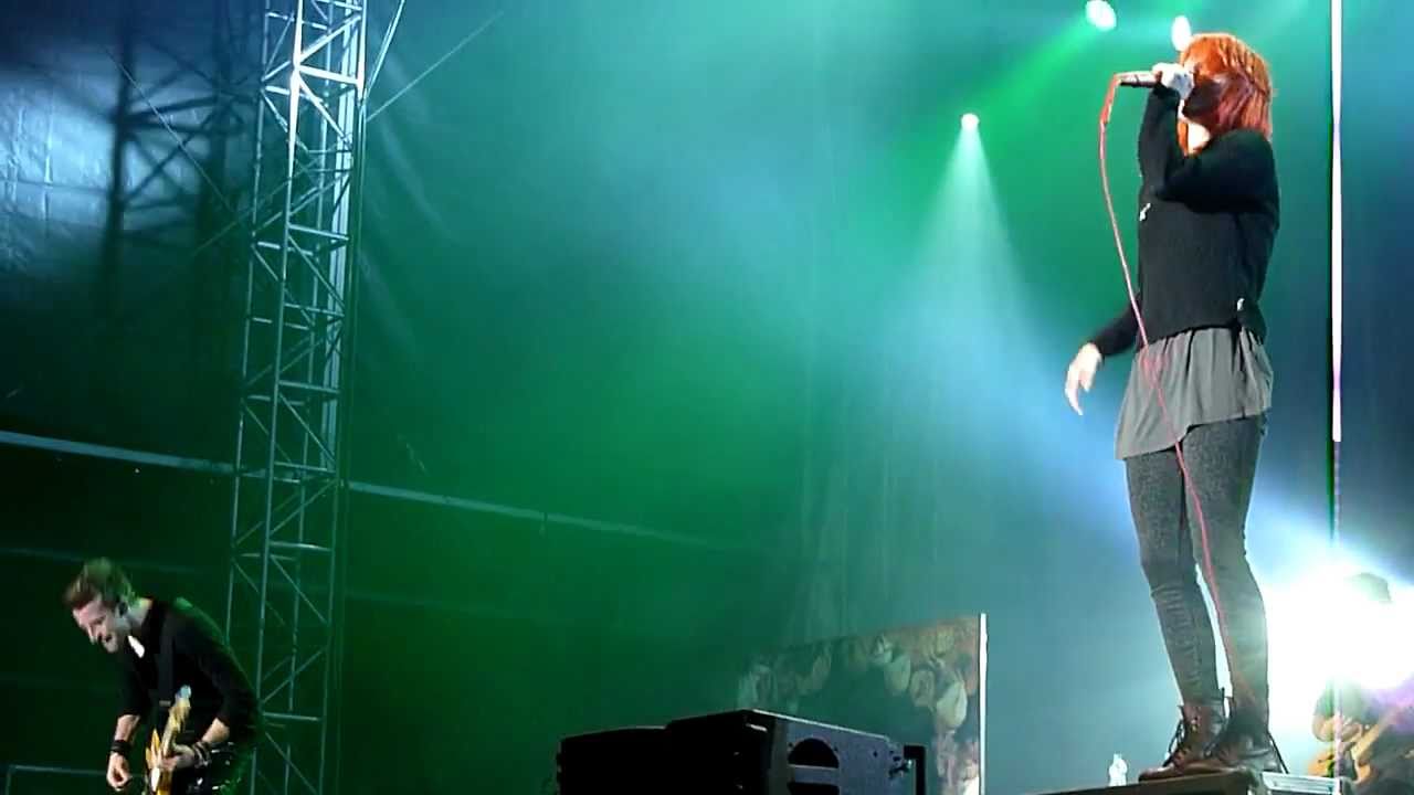 [HD] Paramore- Monster LIVE | Rock For People '11 - YouTube