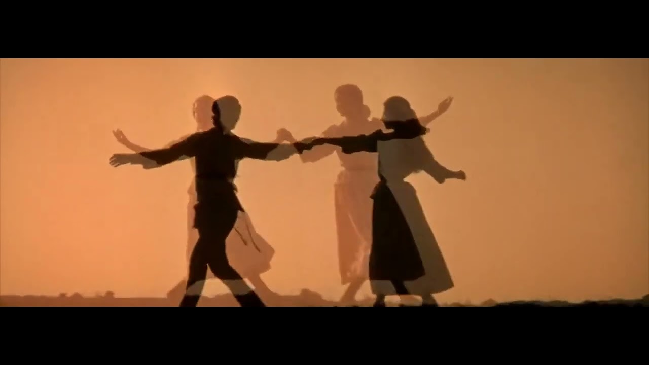 23. Chava and Fyedka get married El violinista en el tejado / Fiddler ...