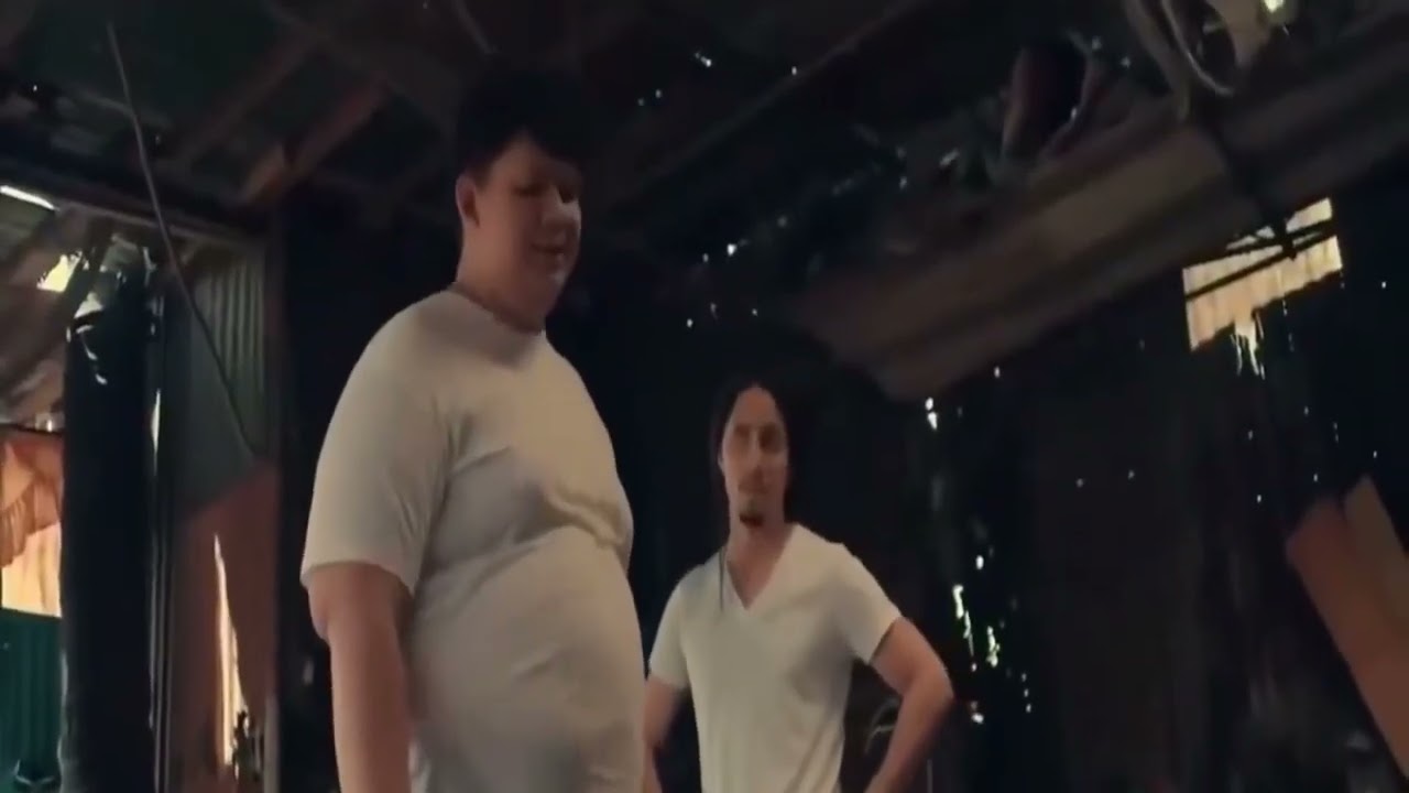 Sino? Hindi ko alam eh.. "Ang pangarap kong holdap". Paulo Contis ...