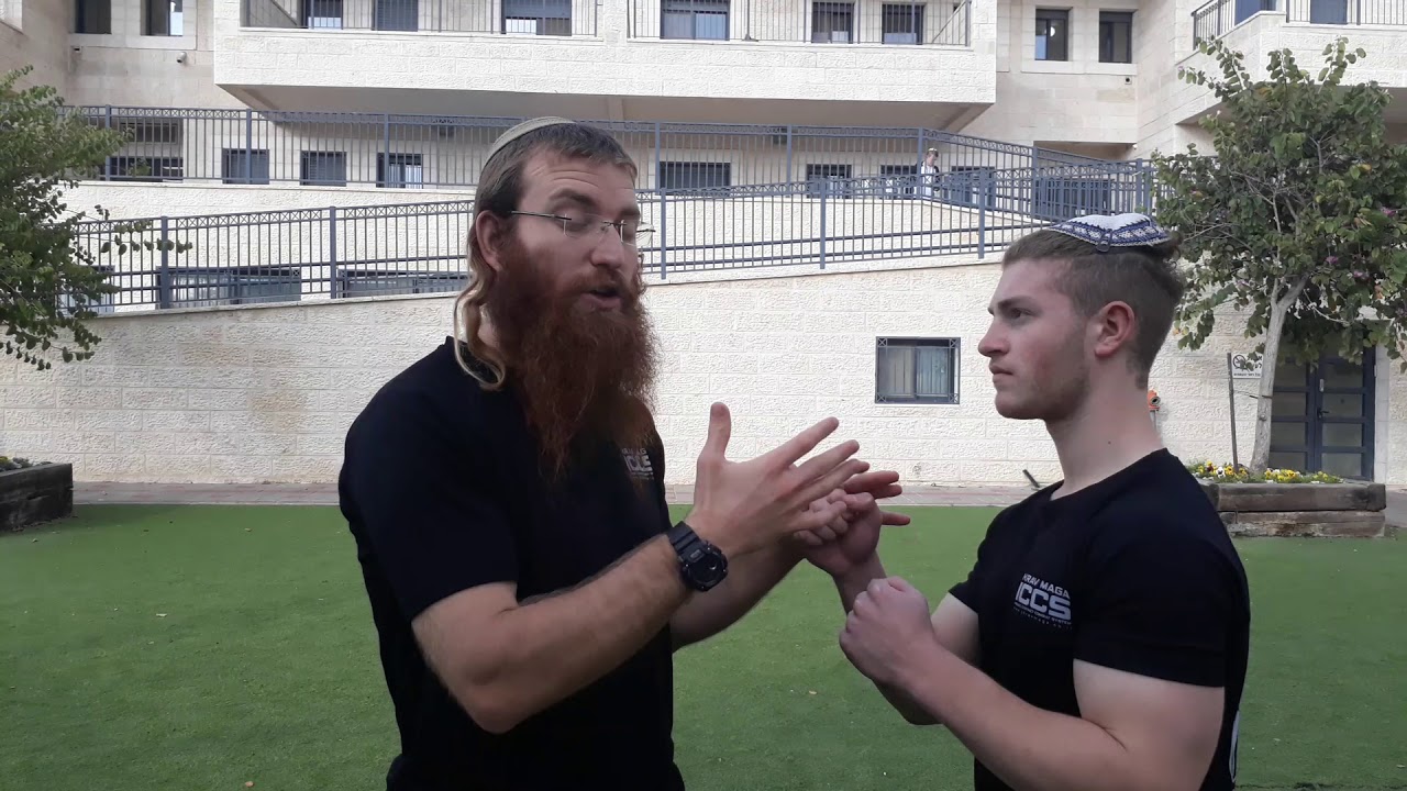 The most important thing when dealing with a suspect! - YouTube