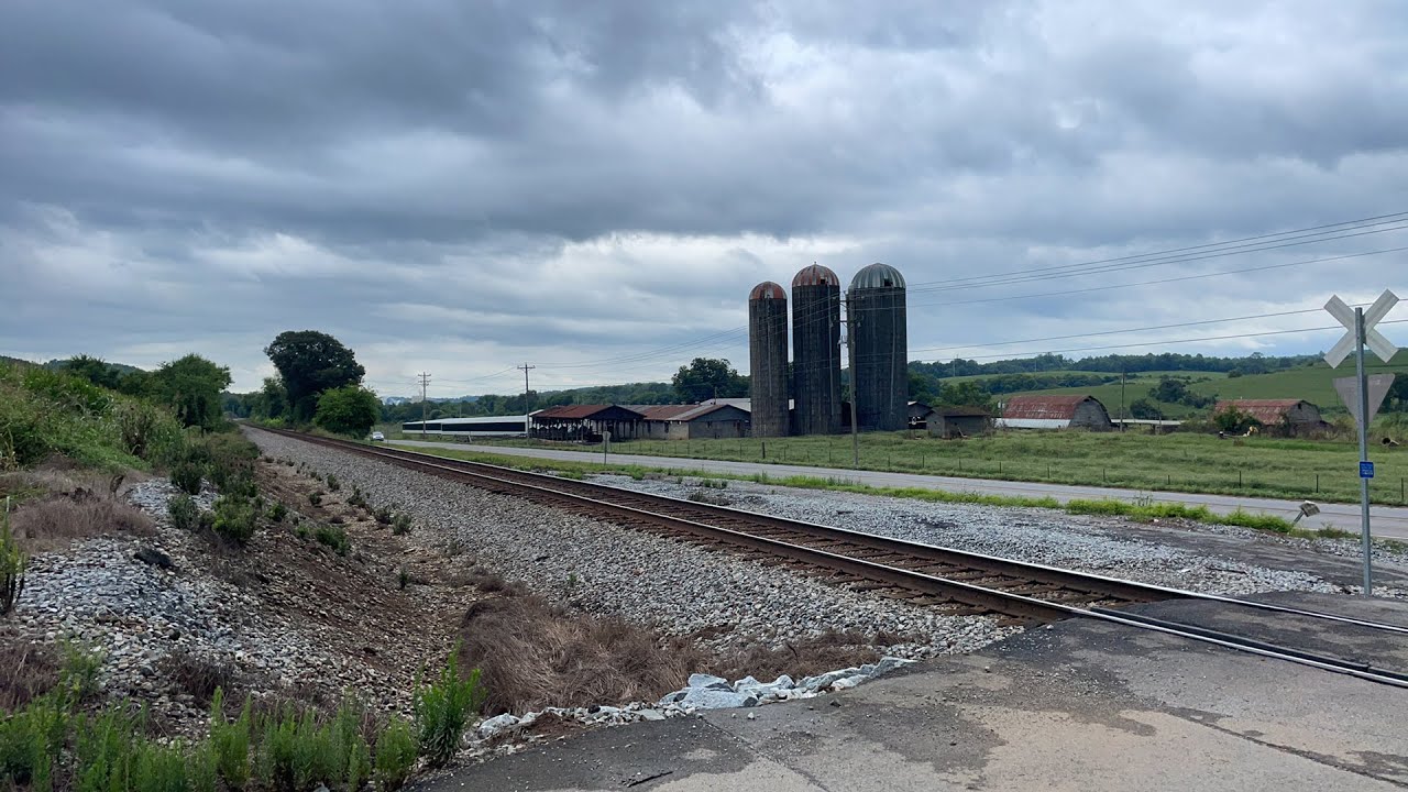 Farm Trains - NS 202 - YouTube