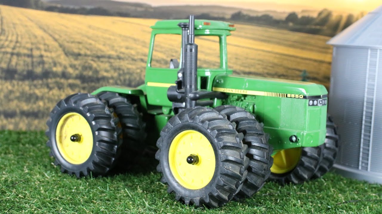 John Deere 8650 4WD - CUSTOM! - YouTube