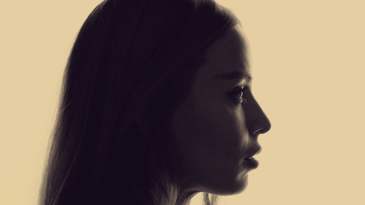 May Kravitz - YouTube