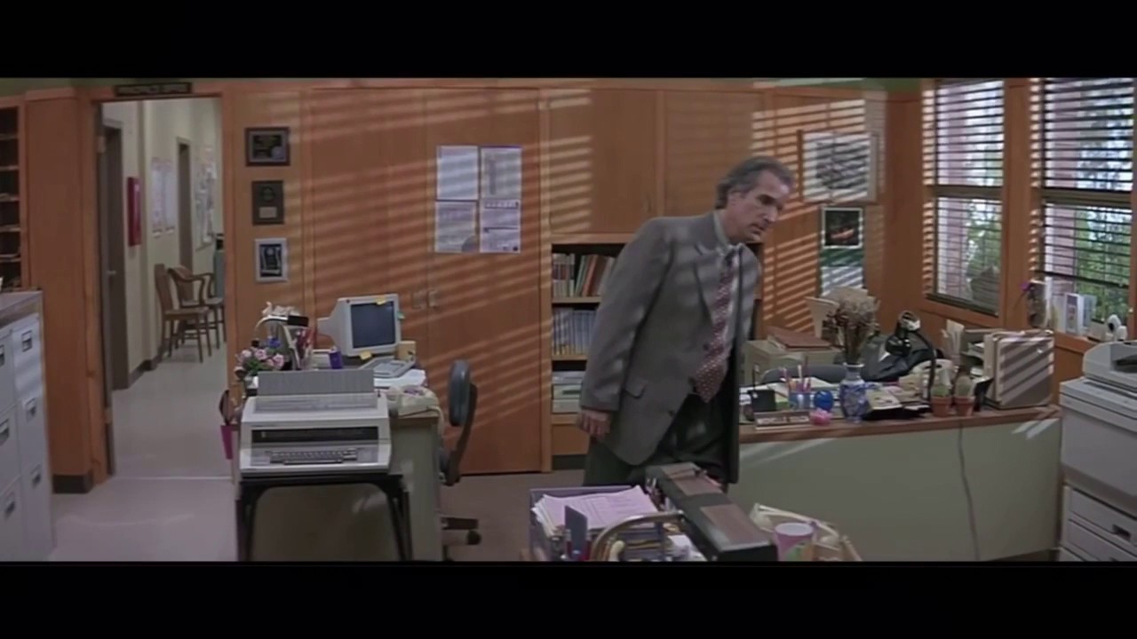 Scream | 1996 | Clip: Schools Out (HD) - YouTube