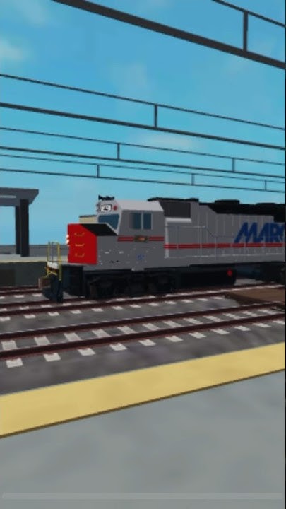 Backup MARC GP40 on Amtrak AEM7 flys past North Elizabeth (now full screen:) ) - YouTube