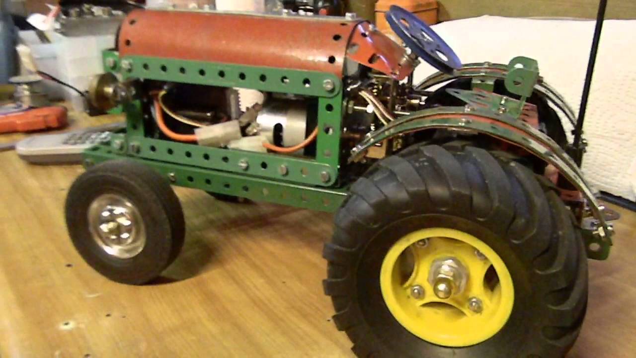 MECCANO RC TRACTOR OVERVIEW. - YouTube