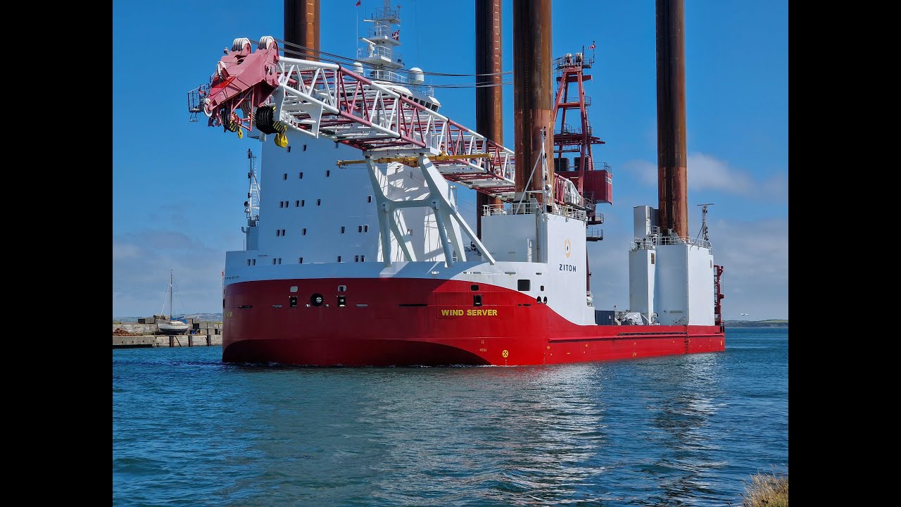 Giant Supply Jack Up Ship WIND SERVER Arriving to Holyhead Port - YouTube