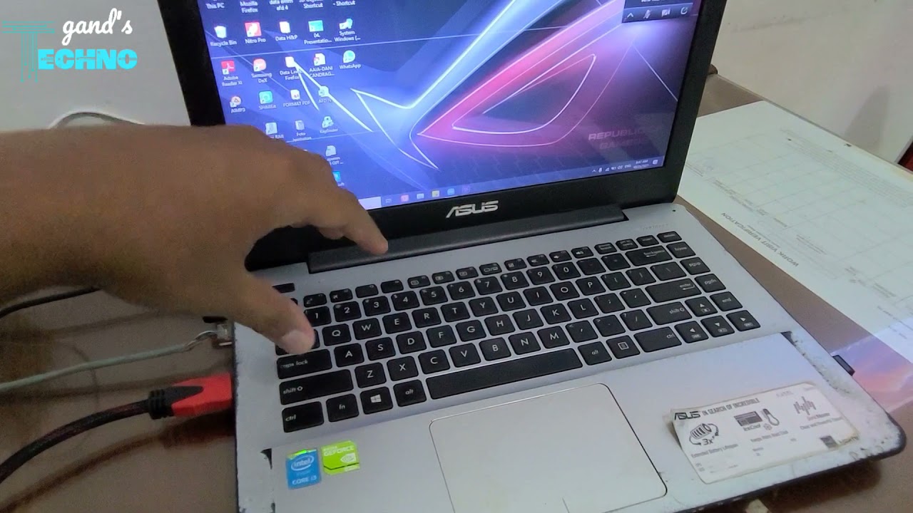 cara pengaturan tampilan PC/Laptop ke proyektor/Infocus - YouTube
