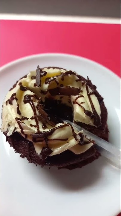 chocolate overflow..#chocolate #sweet #food #short - YouTube