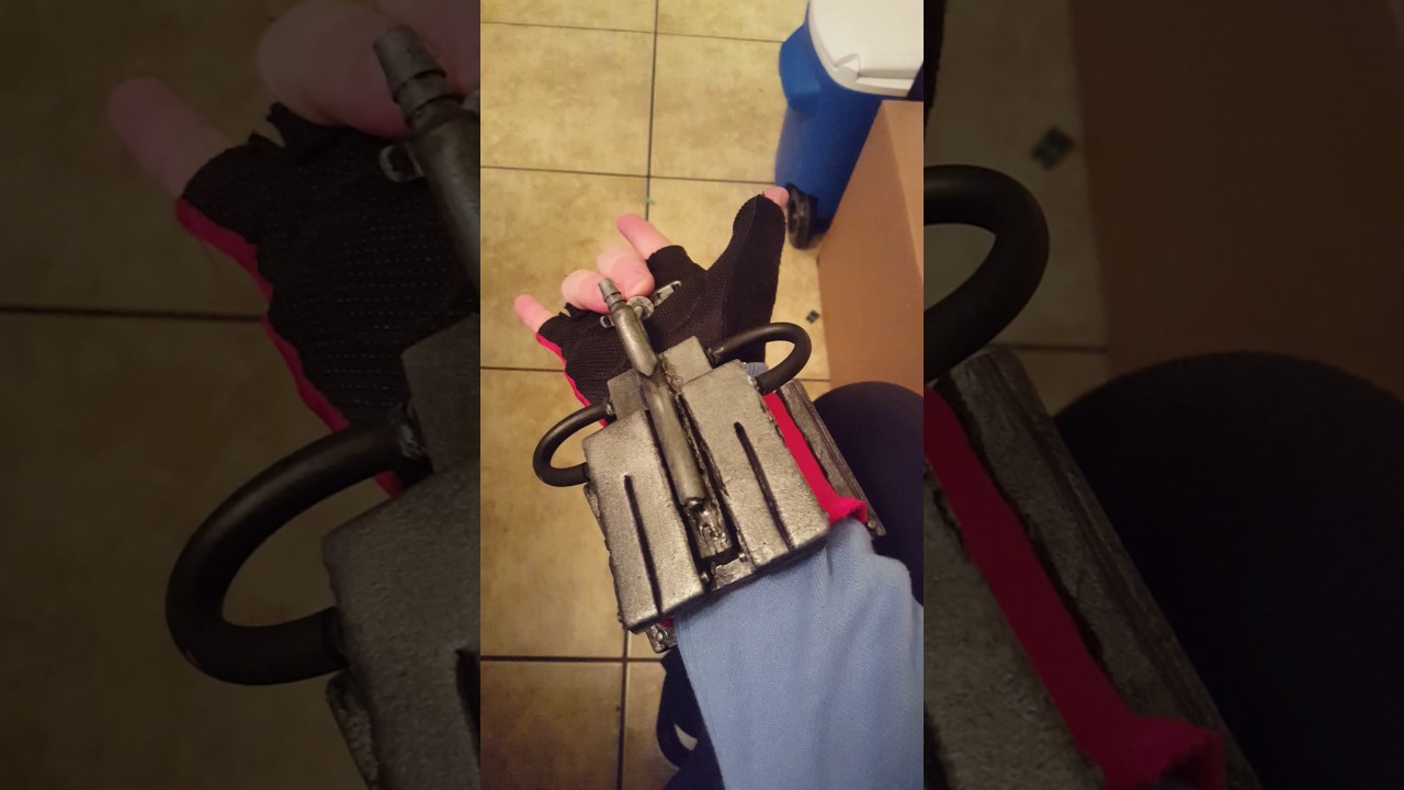 Spiderman homecoming homemade suit webshooters - YouTube