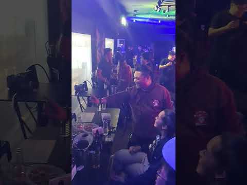 Nomer Lasala (Mindmaster) do the electric finger touch! - YouTube
