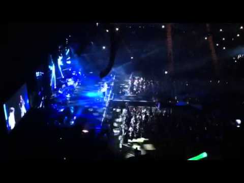 JLS - One shot final show - YouTube