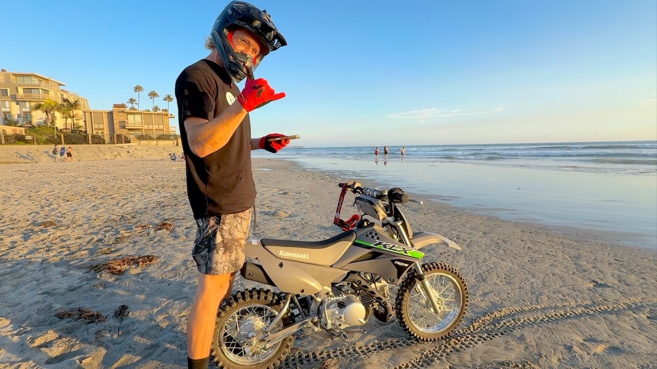 Pit Bikes Ride To The Beach! - YouTube