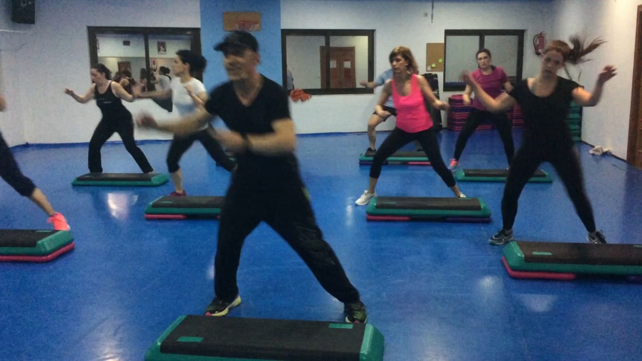 AERO STEP DANCE con Jose - YouTube