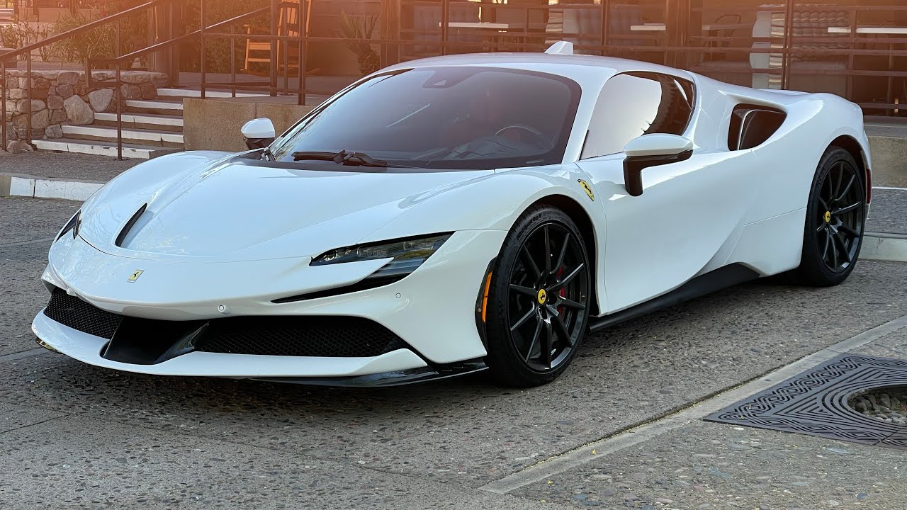 Worlds fastest Ferrari takes on late night freeways. - YouTube