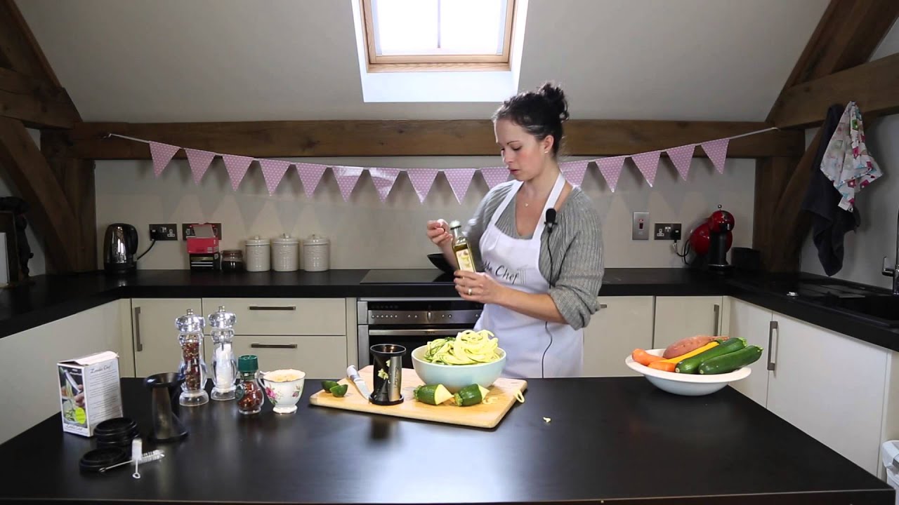 Garlic & Almond Spiralized Noodles Recipe by Zoodle Chef - YouTube