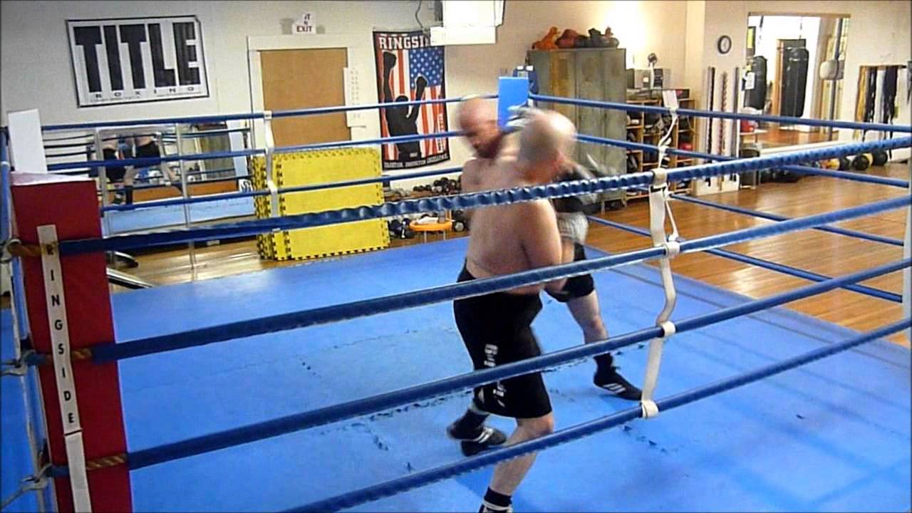 Boxing Day Boxing 2012 Round 5 - YouTube