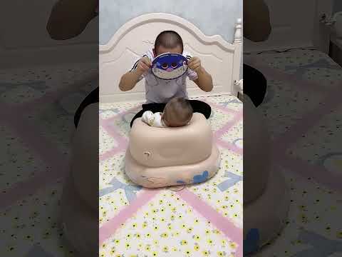 This Peekaboo Book Makes Babies Laugh While Learning Faces #babyfun #toysforkids