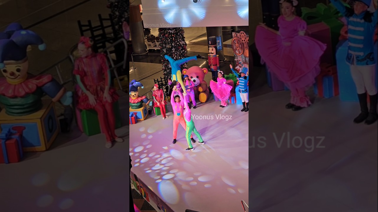 Circus for Kids at Delma Mall #circus - YouTube