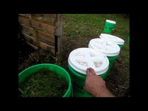 Off Grid Living - What To Do With Your Human Waste - Compost 101 - YouTube