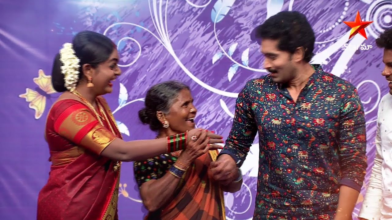Most Awaited Moment Deepa Karthik Ni Kalipina Gangavva most-awaited-moment-deepa-karthik-ni-kalipina-gangavva