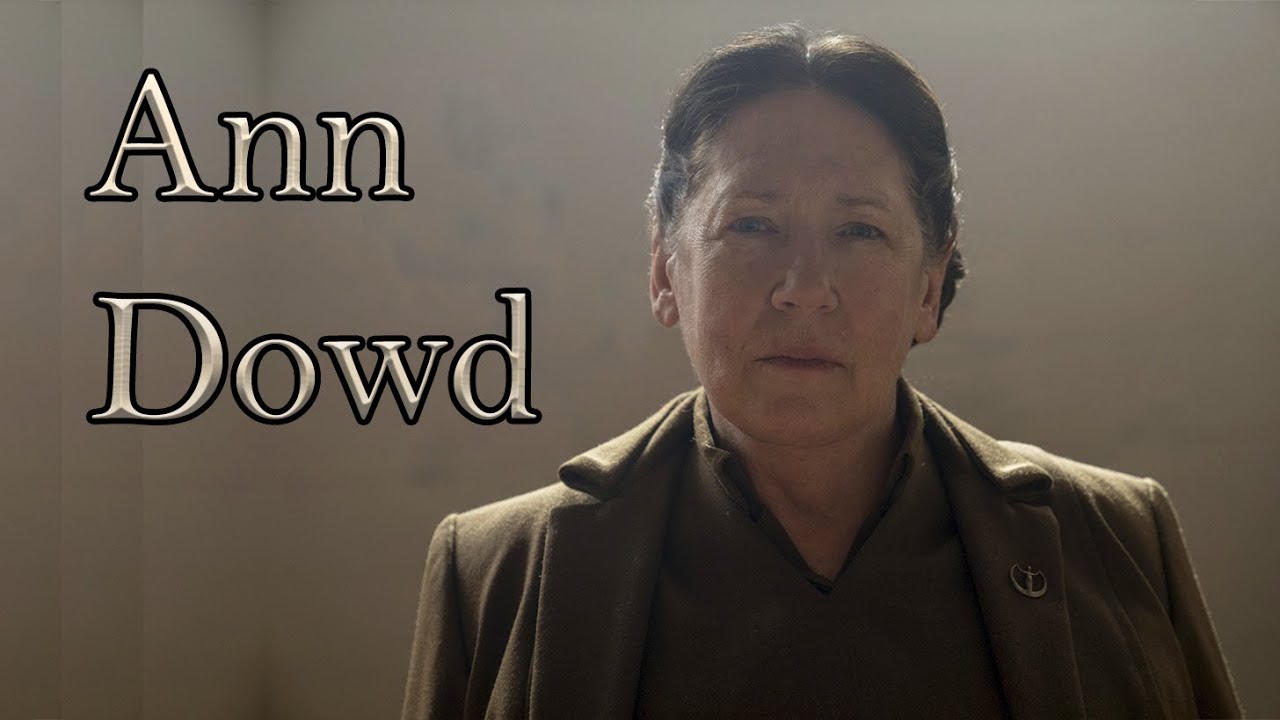 Рассказ служанки - автограф Энн Дауд (Ann Dowd) - YouTube