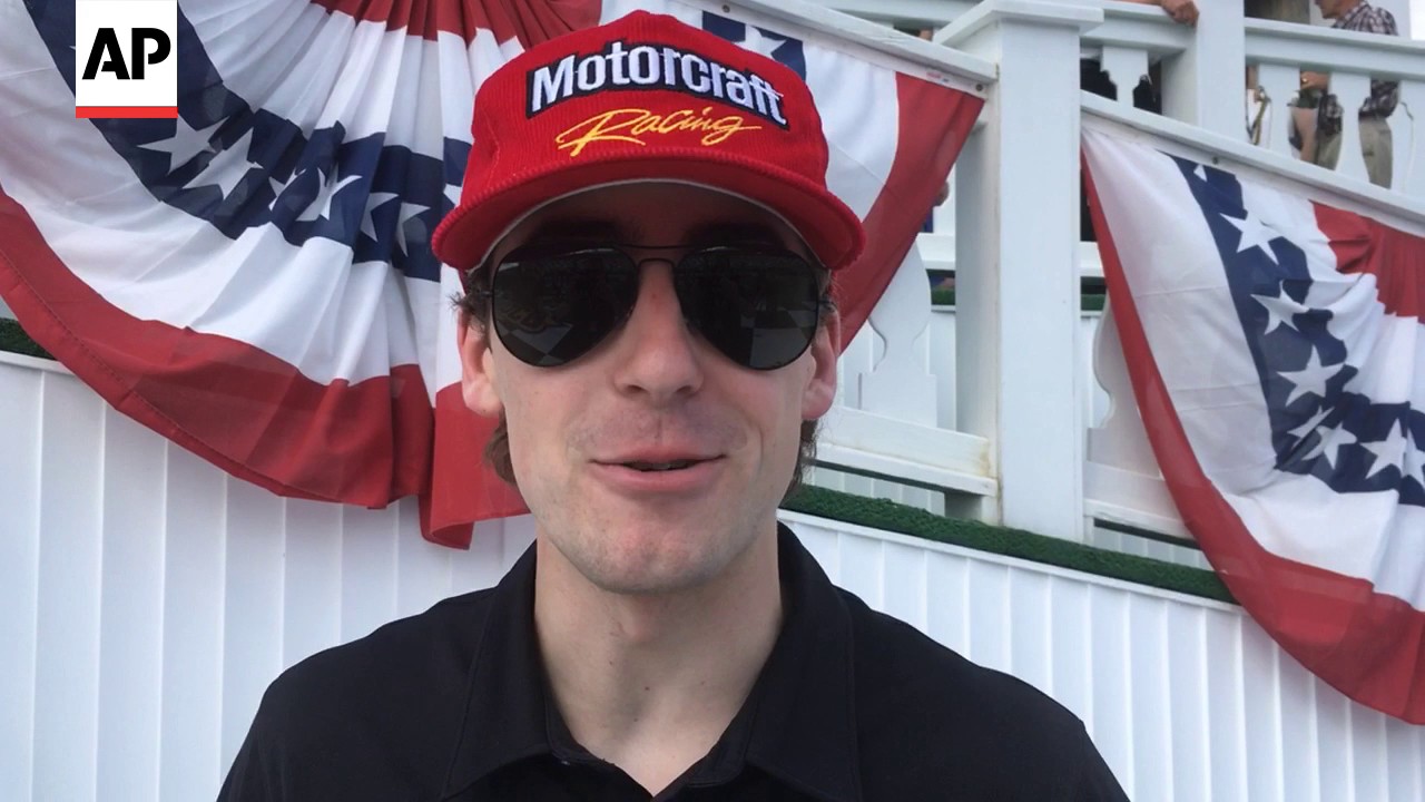 NASCAR Driver Ryan Blaney Trying Out Role As Pit Reporter For Fox - YouTube