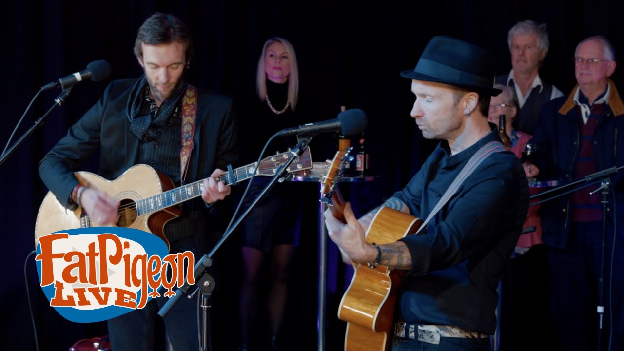 Phil Maddocks - Save Your Tears [LIVE] - YouTube