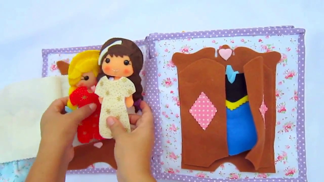 Quiet Book princess FROZEN - YouTube