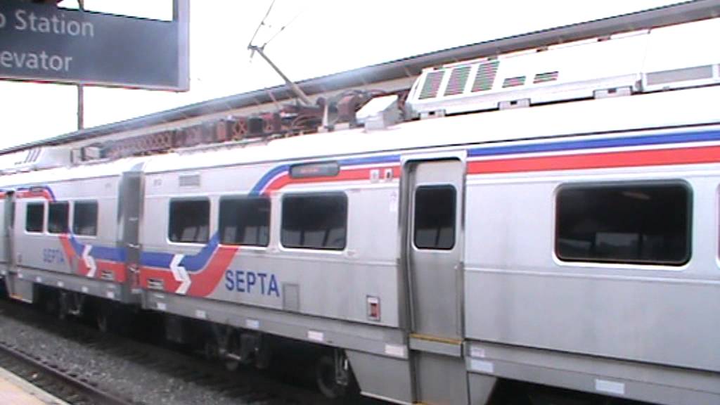 04/01/12 SEPTA Silverliner V's and Amtrak 40th Anniversary Train in ...