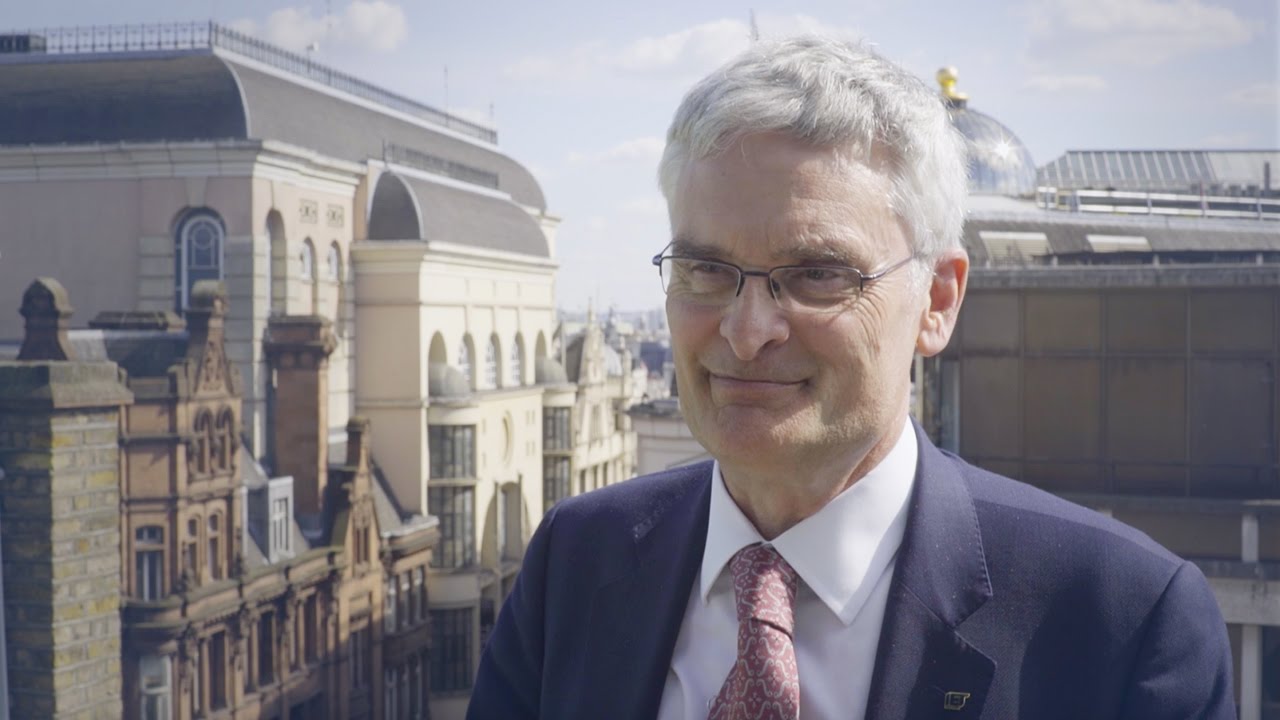 Meet the engineering expert - IET President Jeremy Watson. - YouTube