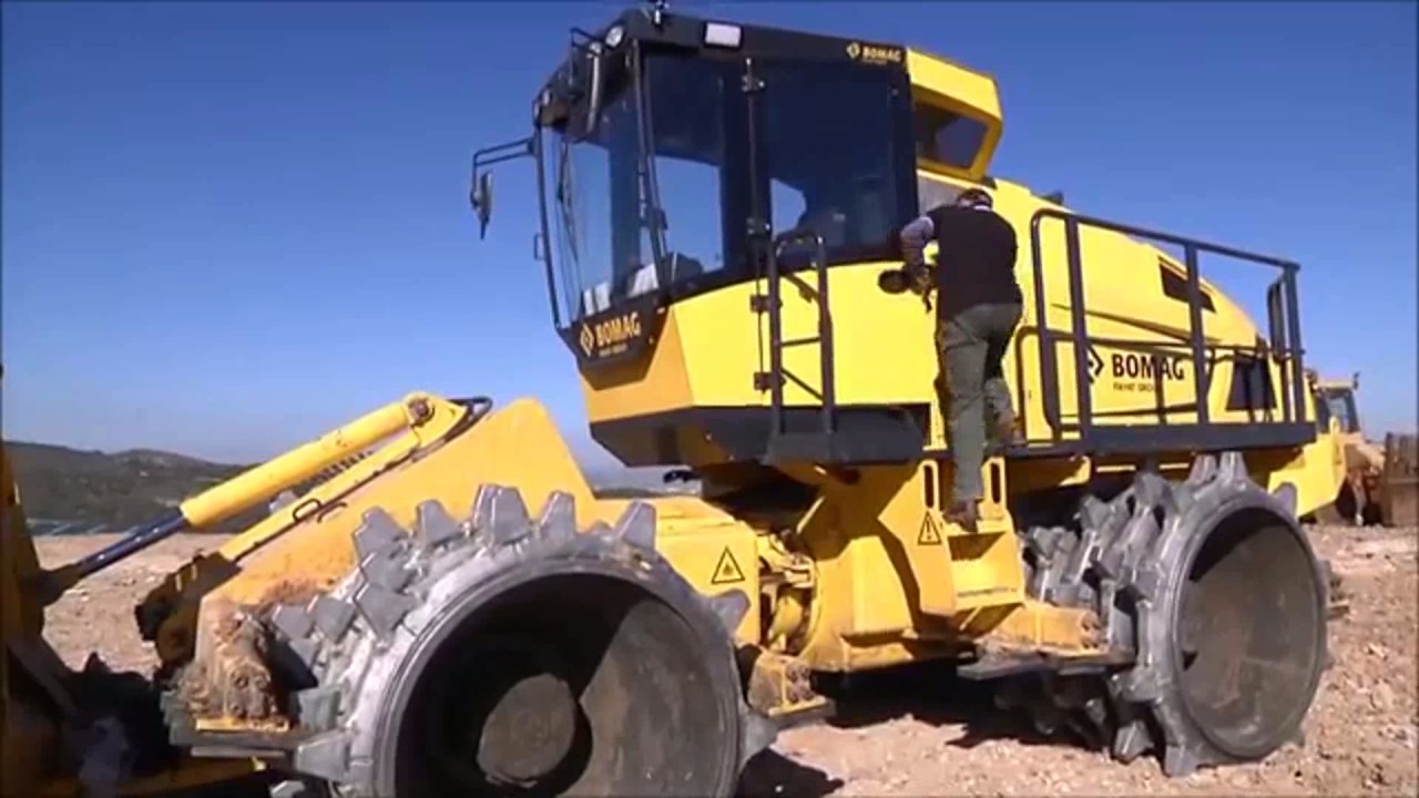 MAQUINTER BOMAG Refuse Compactor BC 473 RB - YouTube