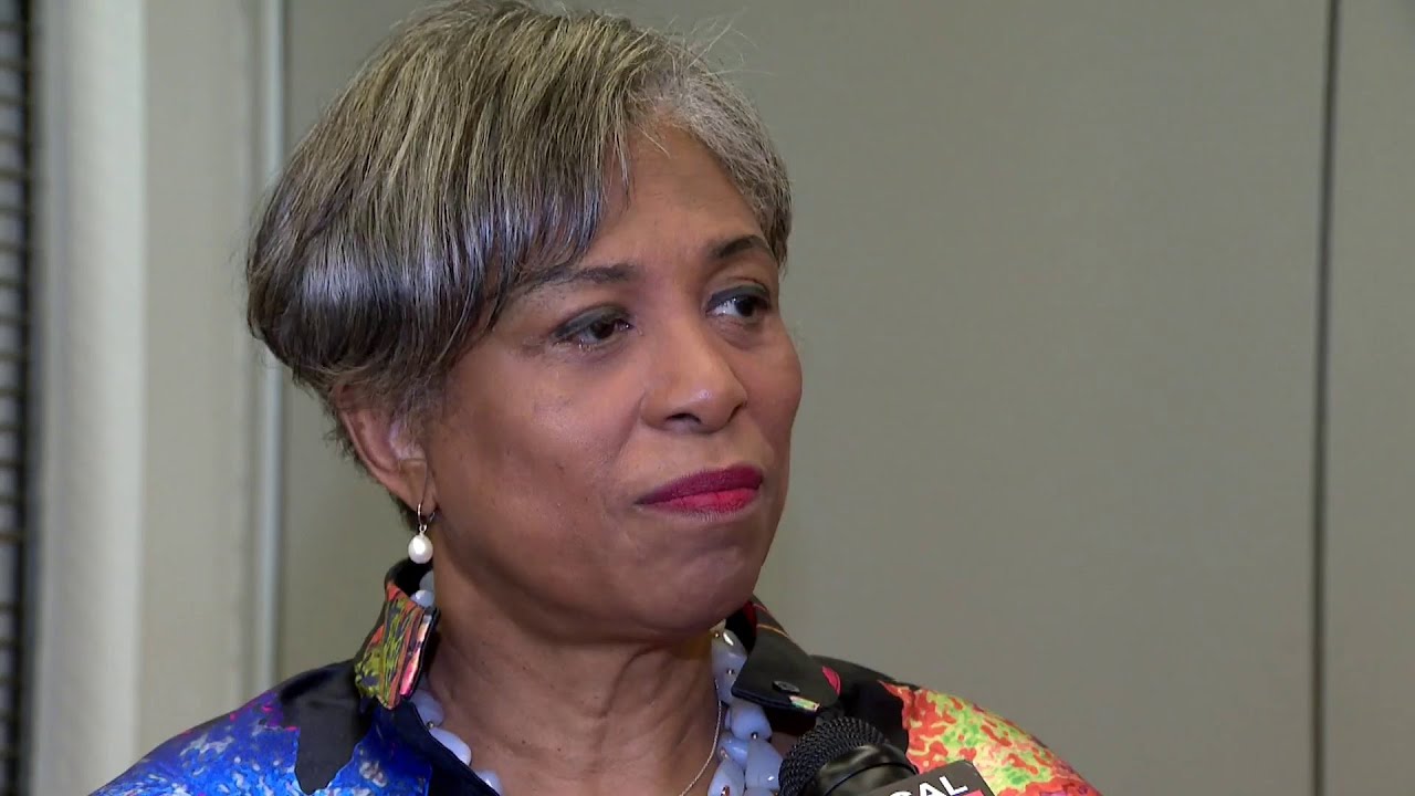 Rep. Brenda Lawrence at the NAACP Convention in Detroit - YouTube