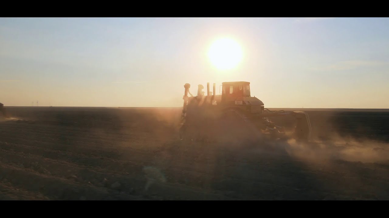 Khan ag ripping 7 dozers deep ripping - YouTube