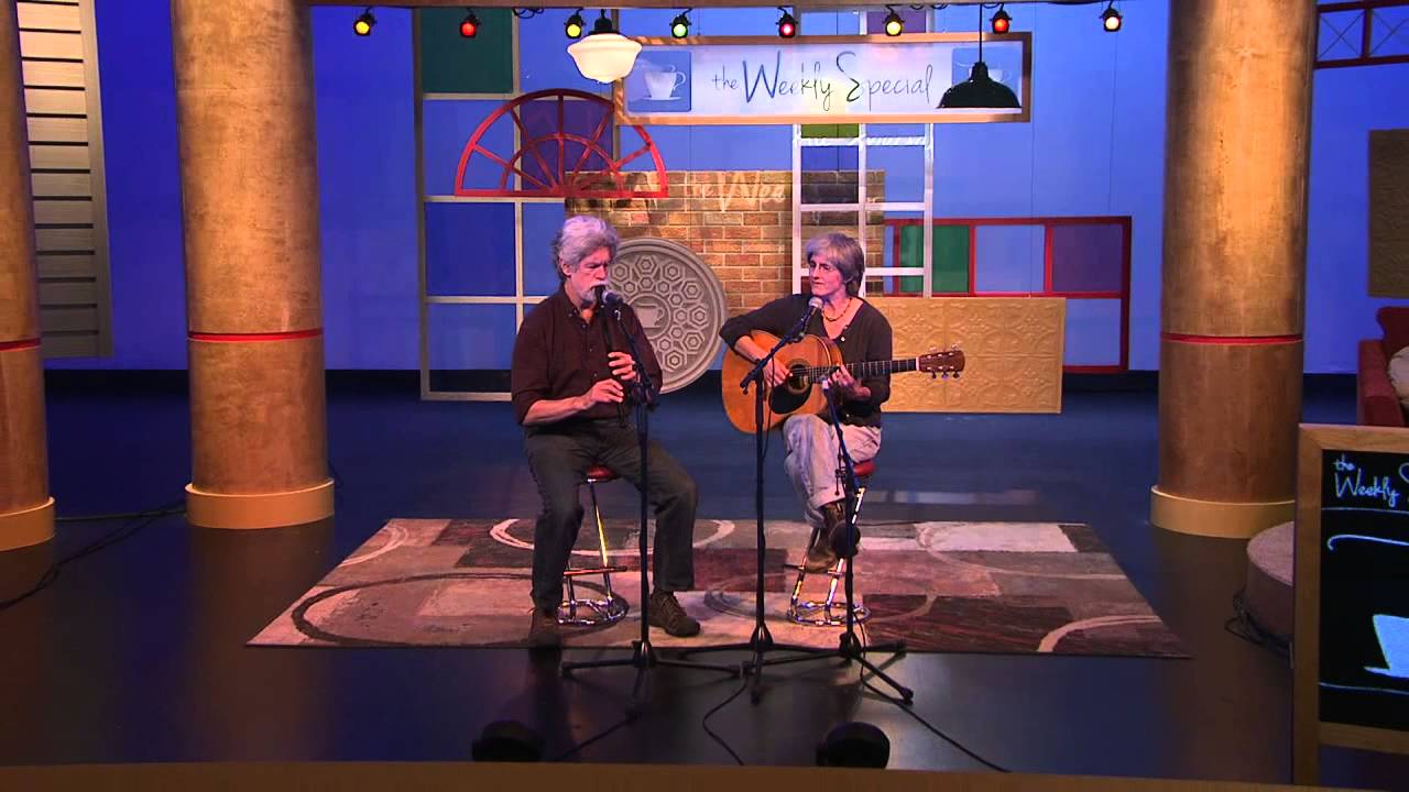 Cindy Kallet and Grey Larsen – "A Moment's Time” - YouTube